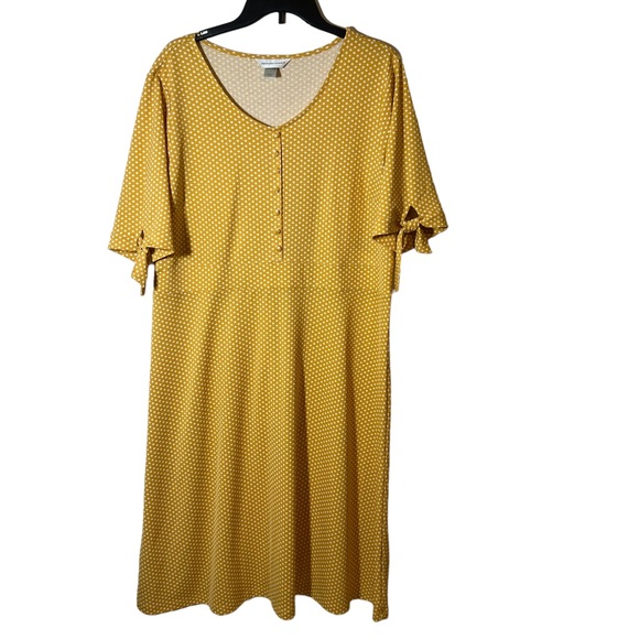 Christopher & Banks | Dresses | Christopher Banks Vneck Yellow Polka ...